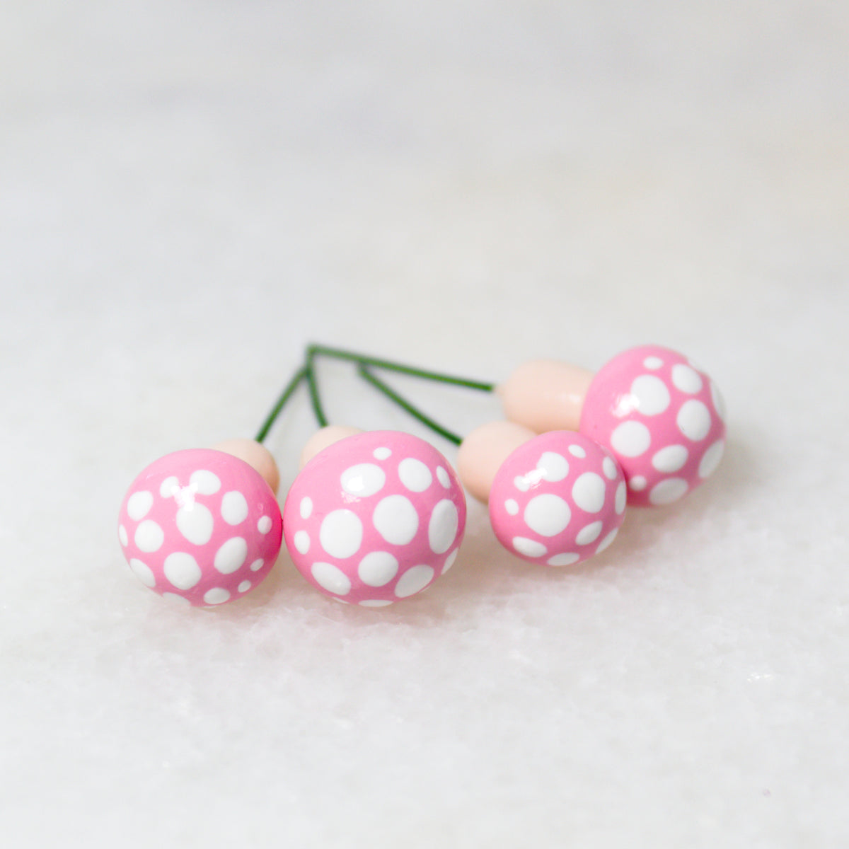 Pink Toadstools (Set of 4) – MariposaMiniatures